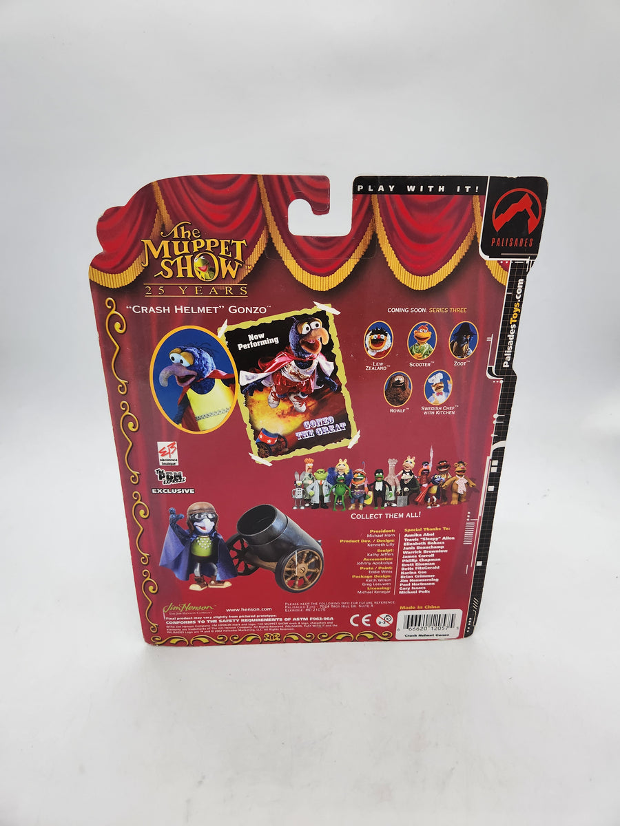 The Muppets The Muppet Show Gonzo Exclusive Action Figure Crash Helmet ...