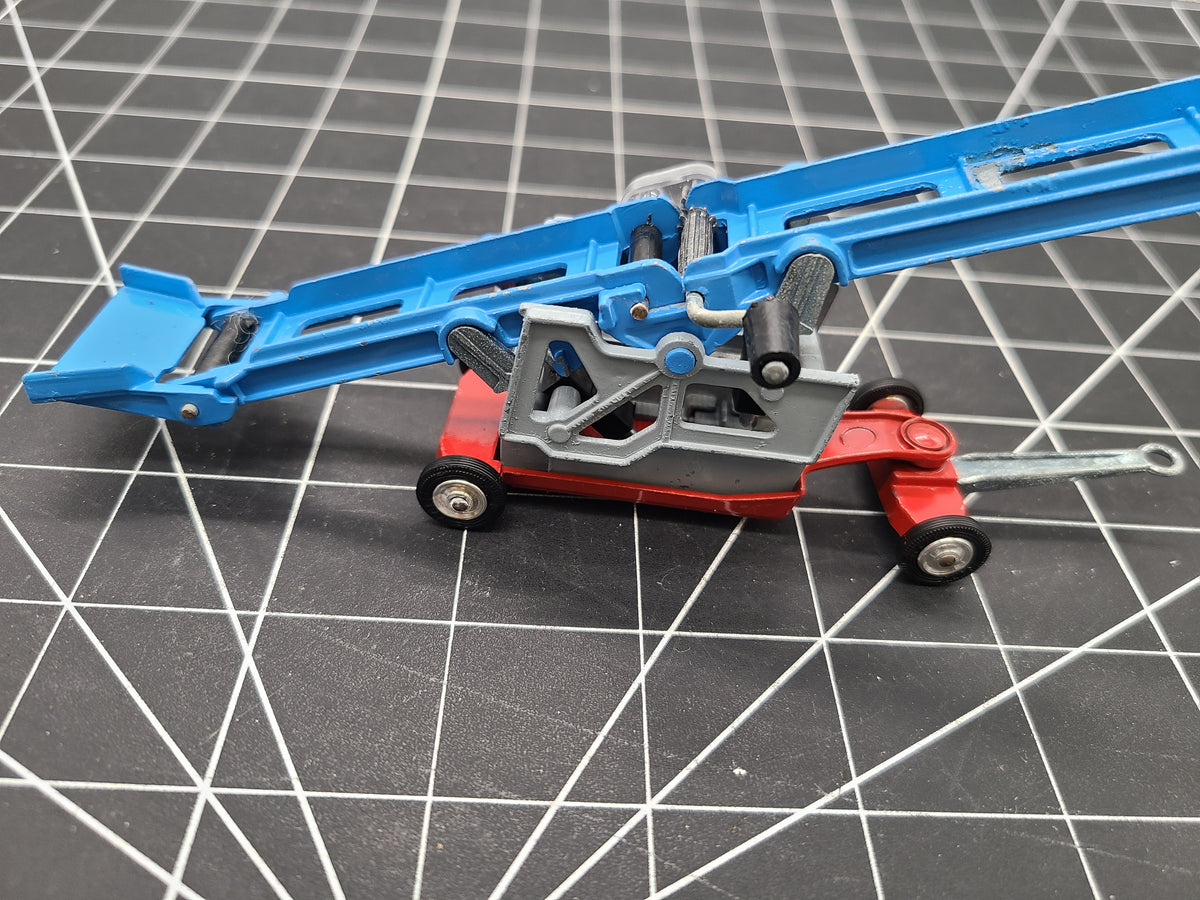 Corgi 1950-60 Farm ELEVATOR Conveyor Belt Working Complete 1:43 – Toy ...