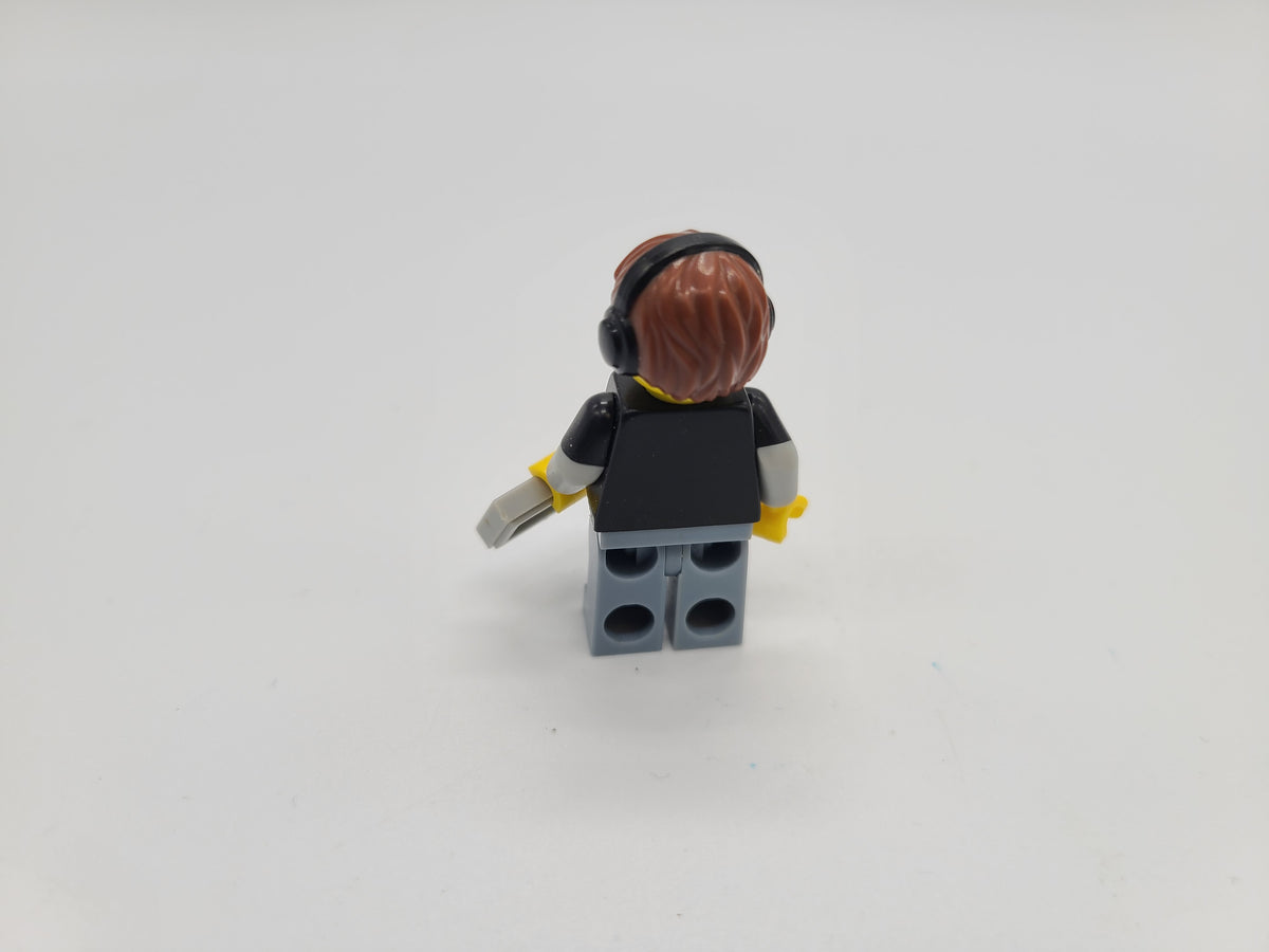 LEGO Minifigures Series 12 Video Game Guy Gamer Minifigure #4 71007 ...